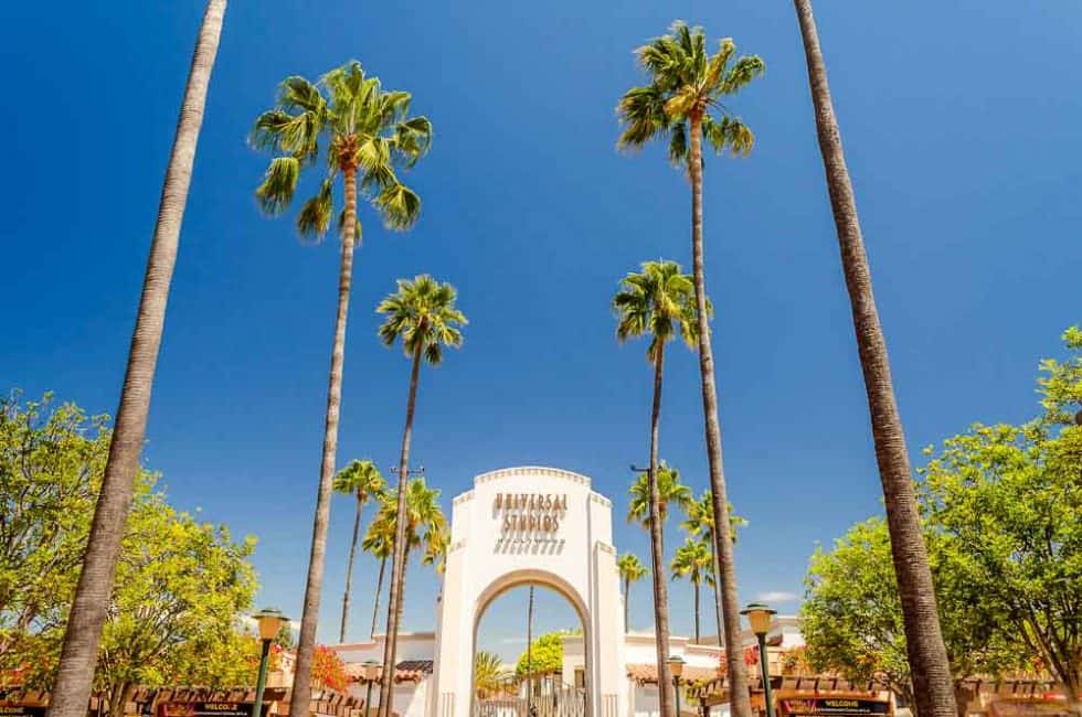 Best Way to get from Disneyland to Universal Studios, Hollywood