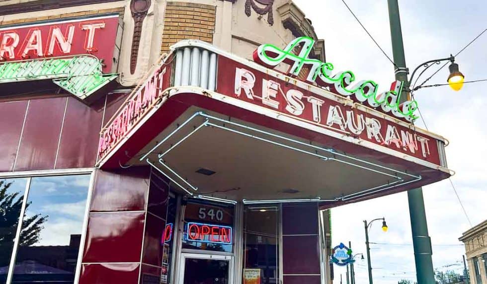 Best Kid Friendly Restaurants In Memphis Thrifty Family Travels best-kid-friendly-restaurants-in-memphis-thrifty-family-travels