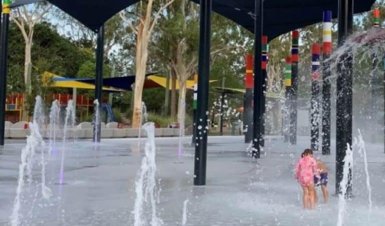 Best Water Parks in Brisbane - Thrifty Family Travels