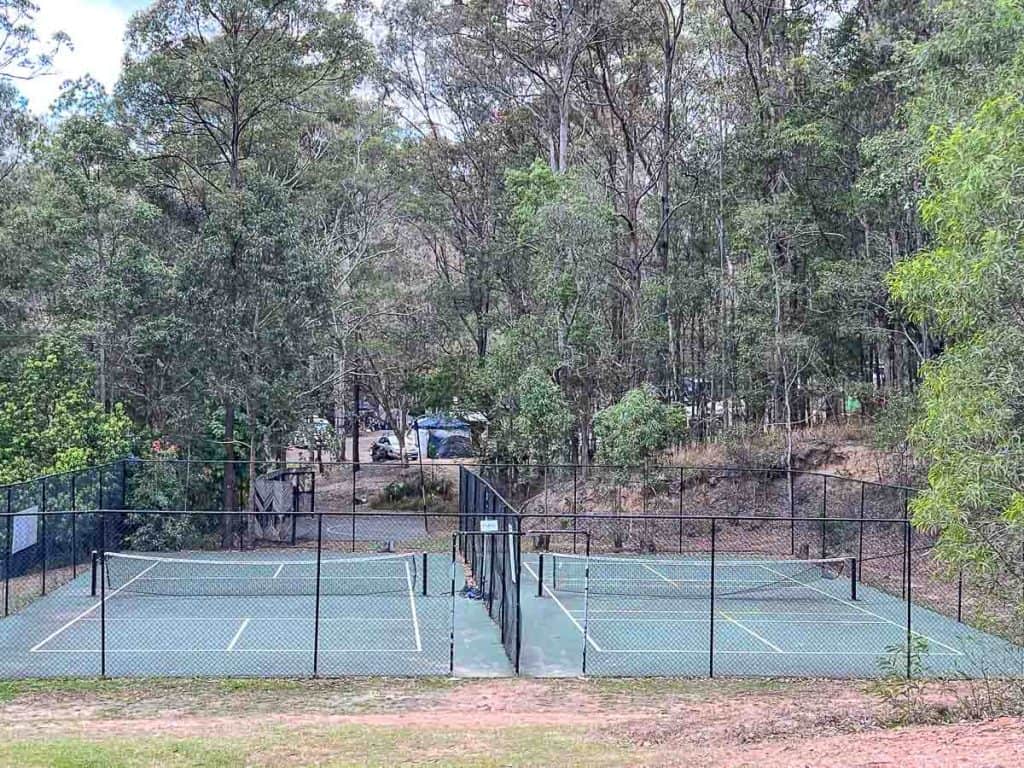 A weekend at Thunderbird Park - Thrifty Family Travels